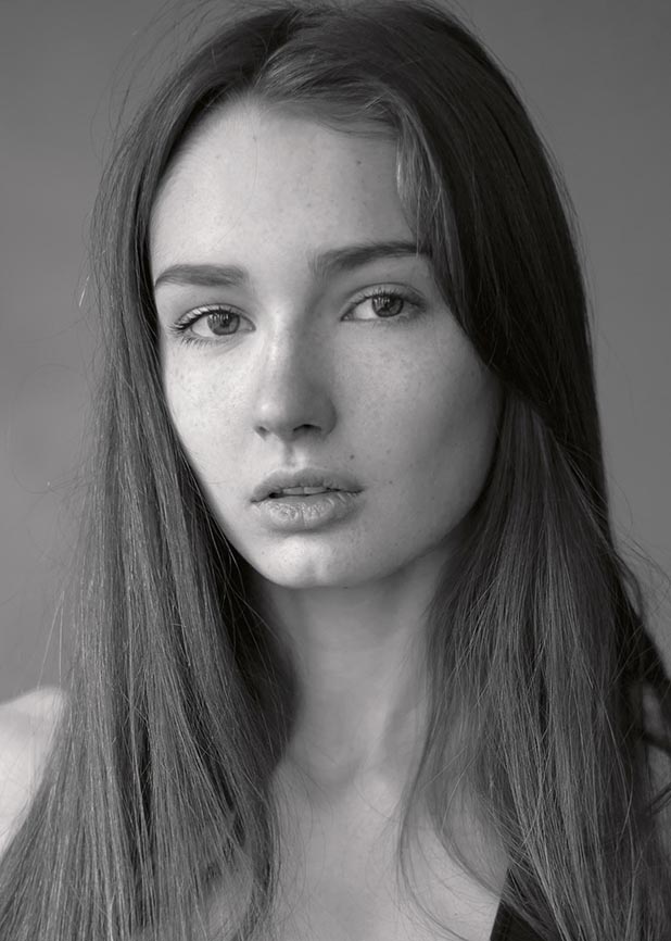 Marina Gorbach - Ave